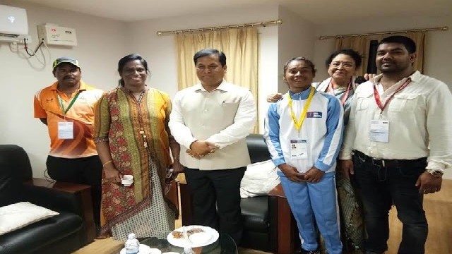 Golden Girl Hima Das created history by becoming the first Indian ...